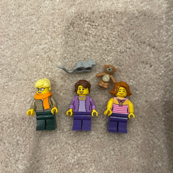 Lego | Toys | Lego Female Women Girl Figurine Set Lot Accessories Bear ...